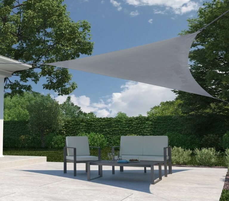 6 Ideas for Small Deck Shade Solutions